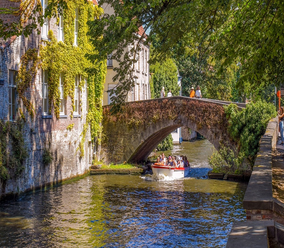 Varivas Tur | Dünyayı Gezmenin En Keyifli Hali!